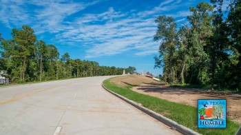 Bridges on Lake Houston prepares to open in October 2014